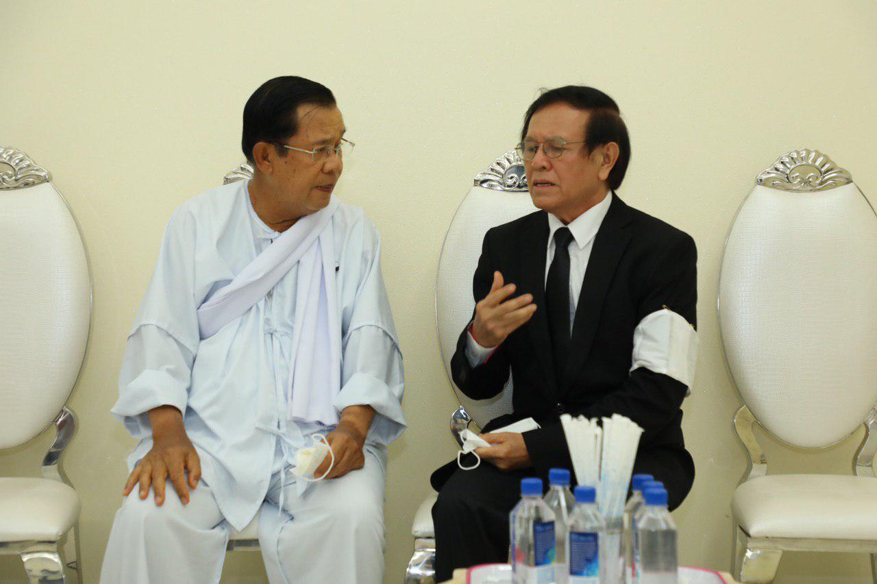 TOP NEWS: Kem Sokha Pays Respect to PM Hun Sen’s Mother-in-law