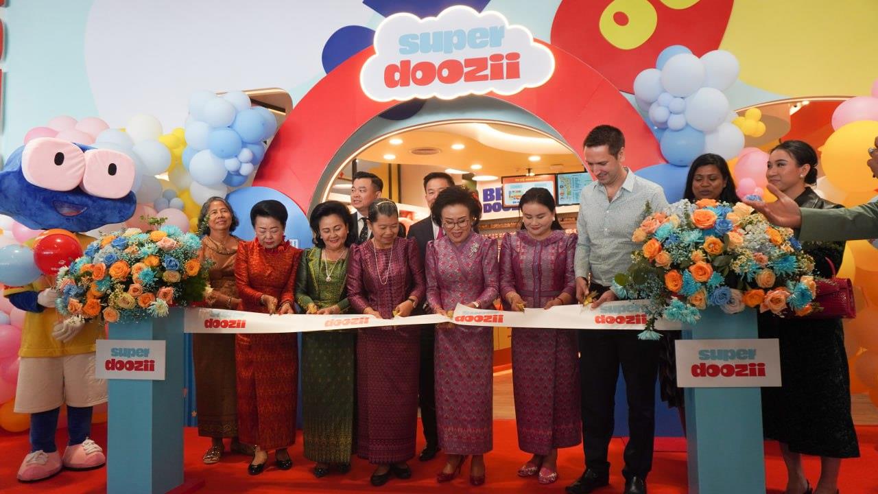 ហាងសម្លៀកបំពាក់ Paul Smith, Love Moschino, Balabala, កន្លែងកម្សាន្ដ ...