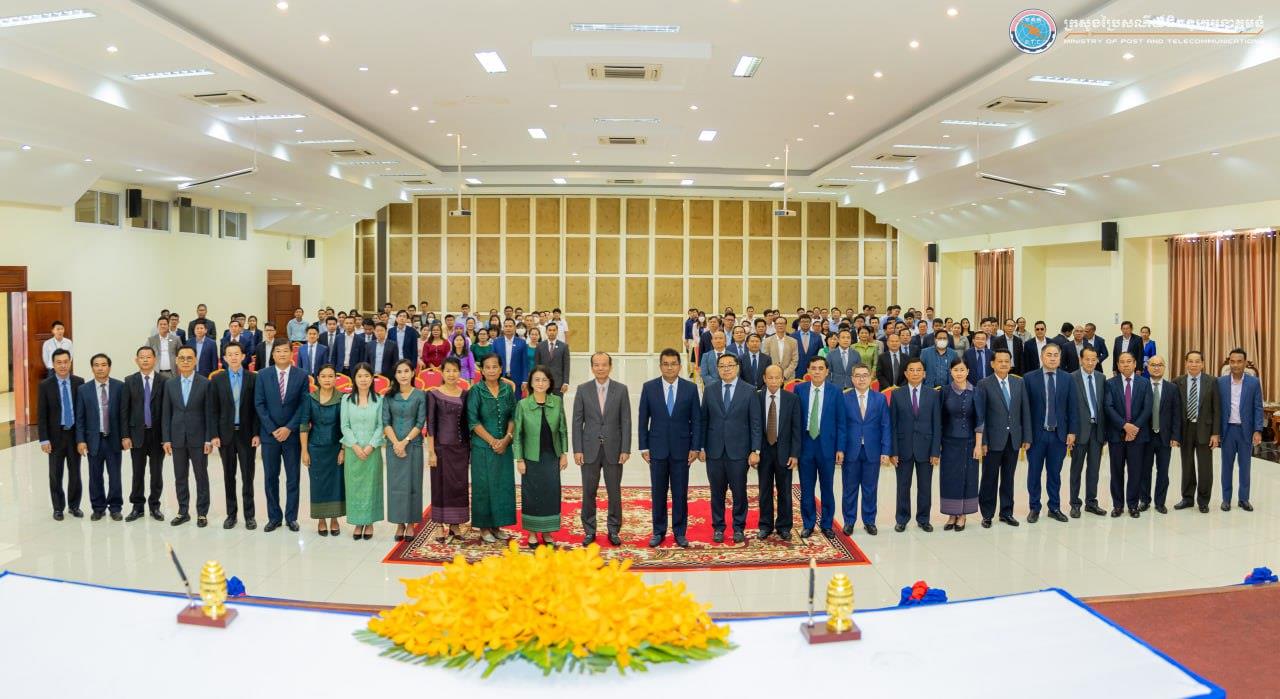 ក្រសួងប្រៃសណីយ៍, ក្រសួងកិច្ចការនារី និងក្រសួងសាធារណការ ...