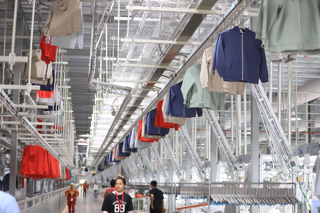 អភិបាលខេត្តកំពង់ស្ពឺ ចុះទស្សនកិច្ច និងស្វែងយល់ពីច្រវ៉ាក់ផលិតកម្ម ...