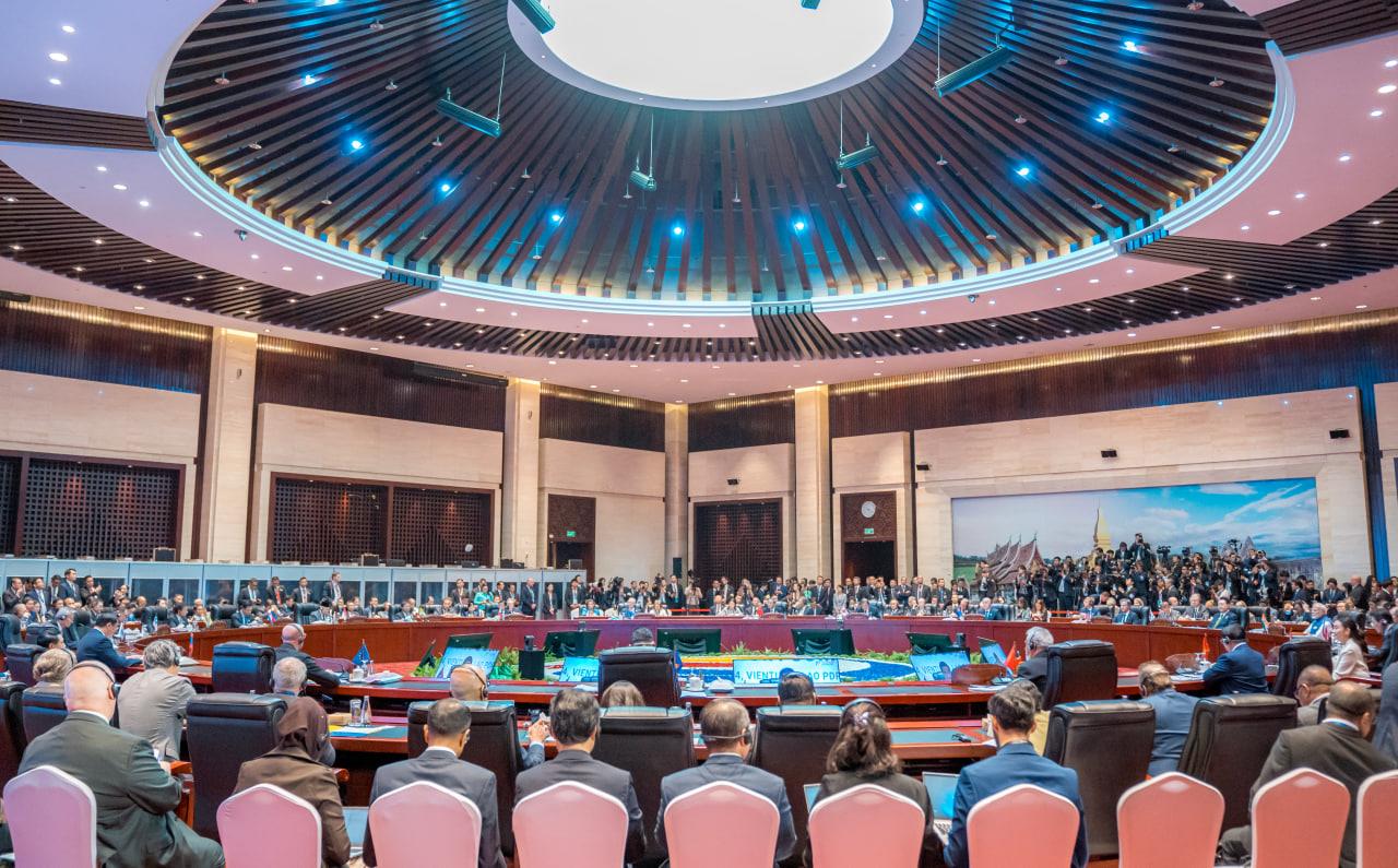 The 19th East Asia Summit Officially Commences in Vientiane